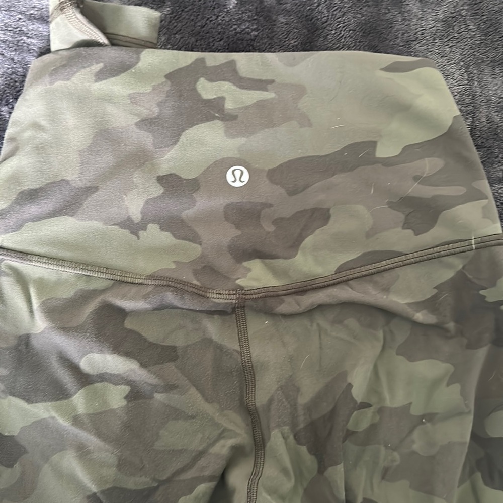 Camo Lululemon Align 25” Leggings - Gem